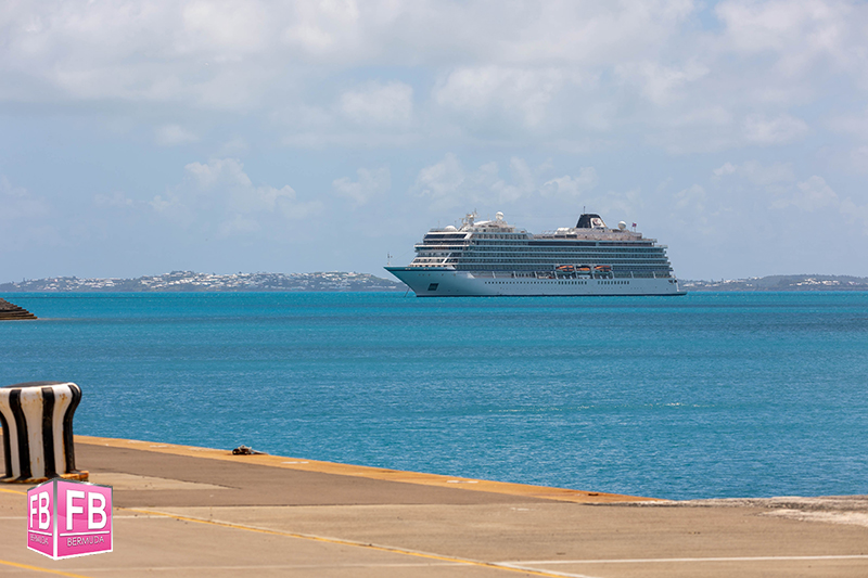 First Cruise Ship Of 2021 Arrives In Bermuda’s Waters - Forever Bermuda
